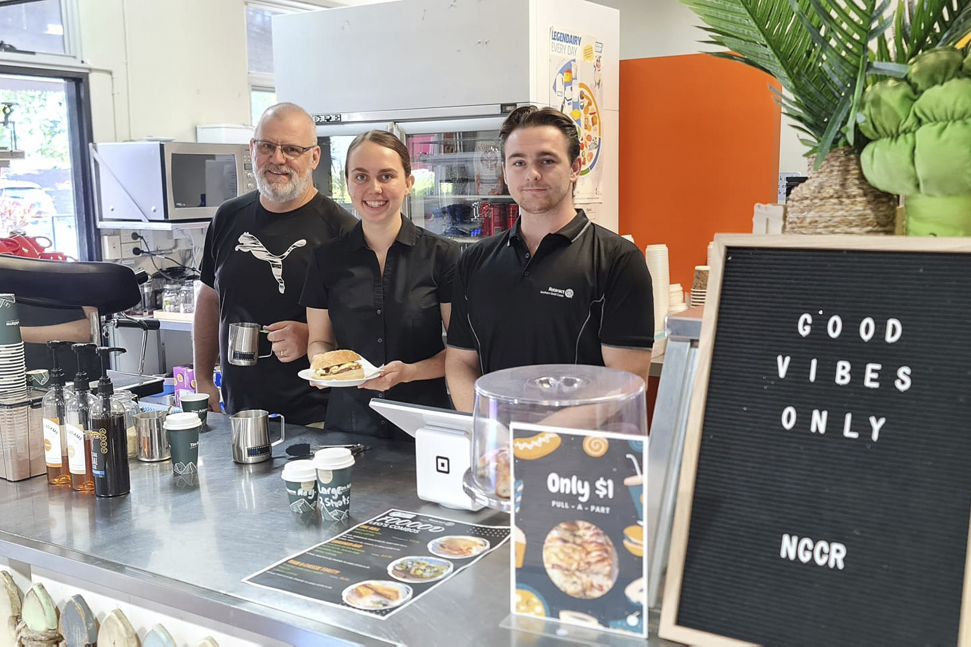 Leo’s Community Café awarded Best Local Project • Rotary Down Under