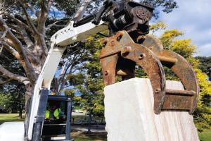 Singleton’s centenary statue embodies Service Above Self • Rotary Down ...