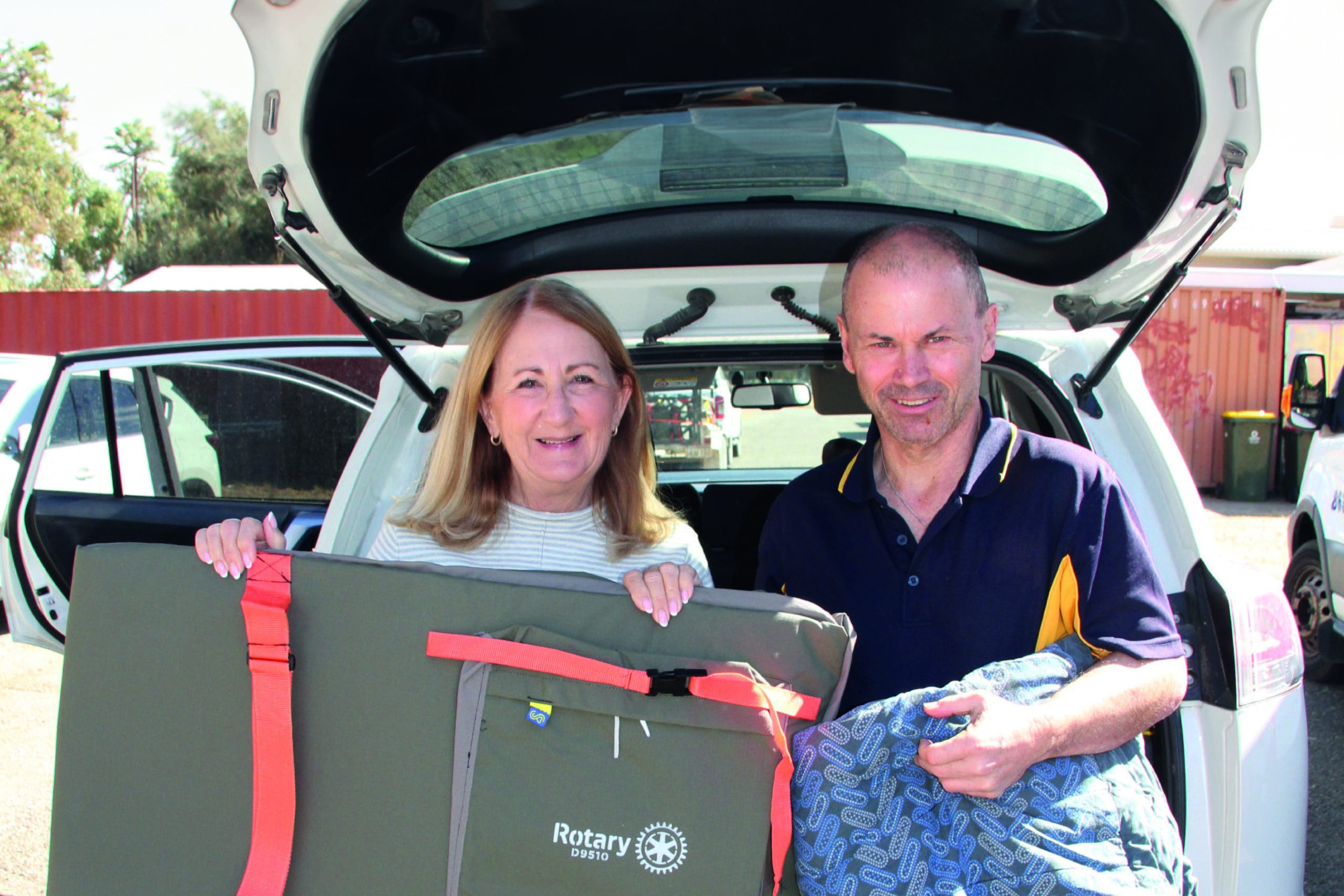 Shelterbags for the homeless in South Australia • Rotary Down Under