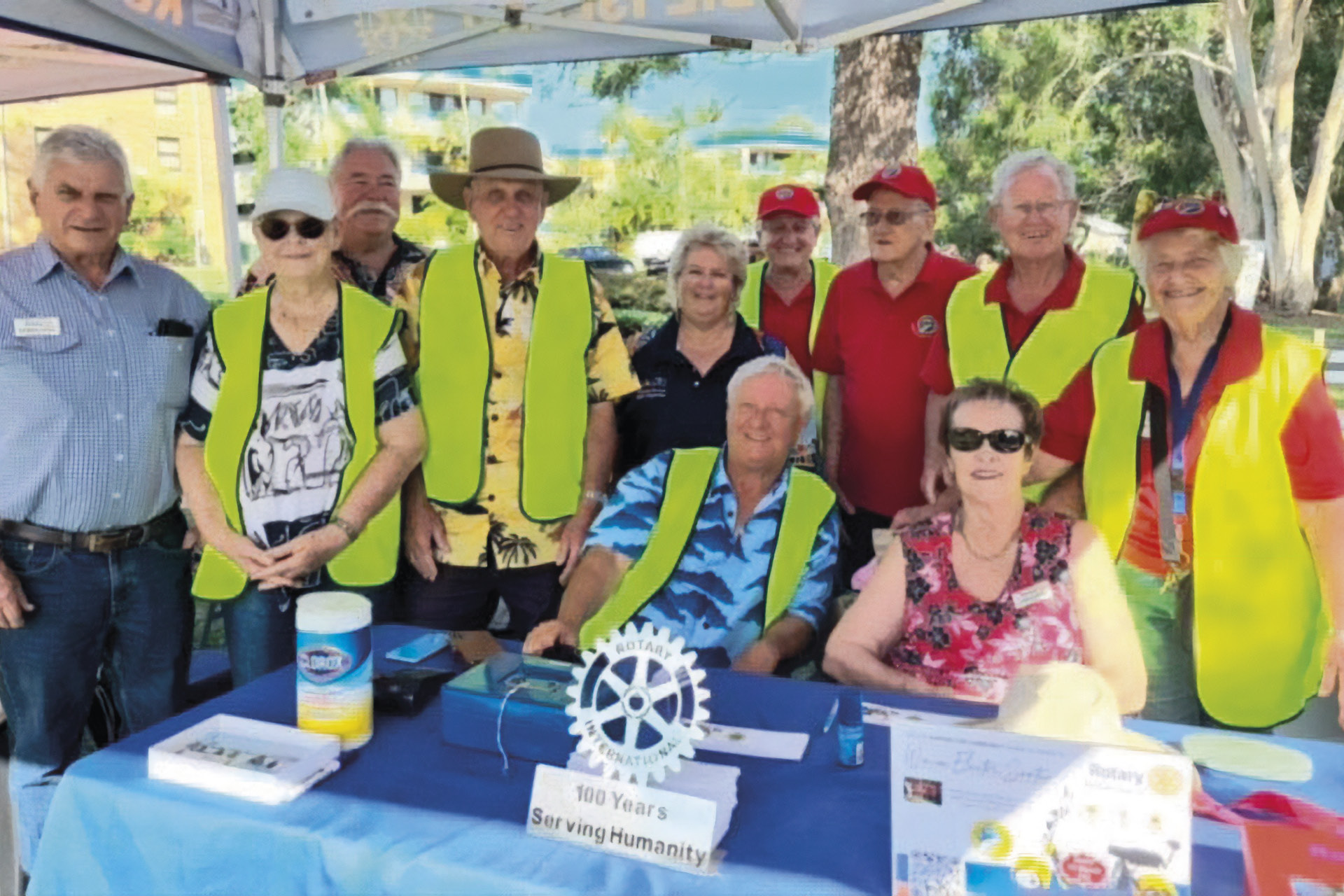 Food, fun and fireworks for a happy New Year • Rotary Down Under